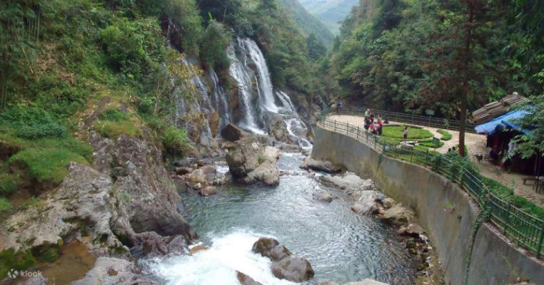 A Comprehensive Guide Of Cat Cat Village Tour | Updated 2026